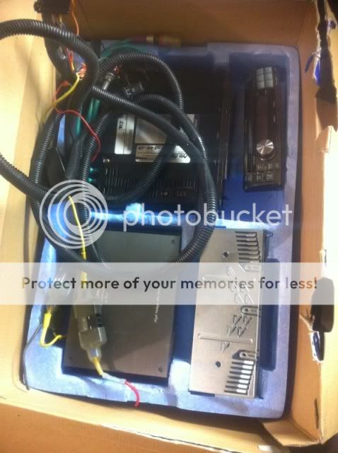 FS/FT: Alpine CDA-7990 - F1 Status.. | DIYMobileAudio.com Car Stereo Forum